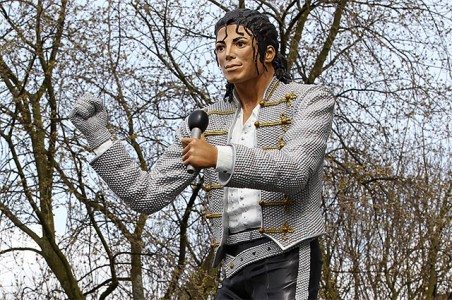 10 Interesting MJ Statues You Won’t Believe – Michael Jackson World Network